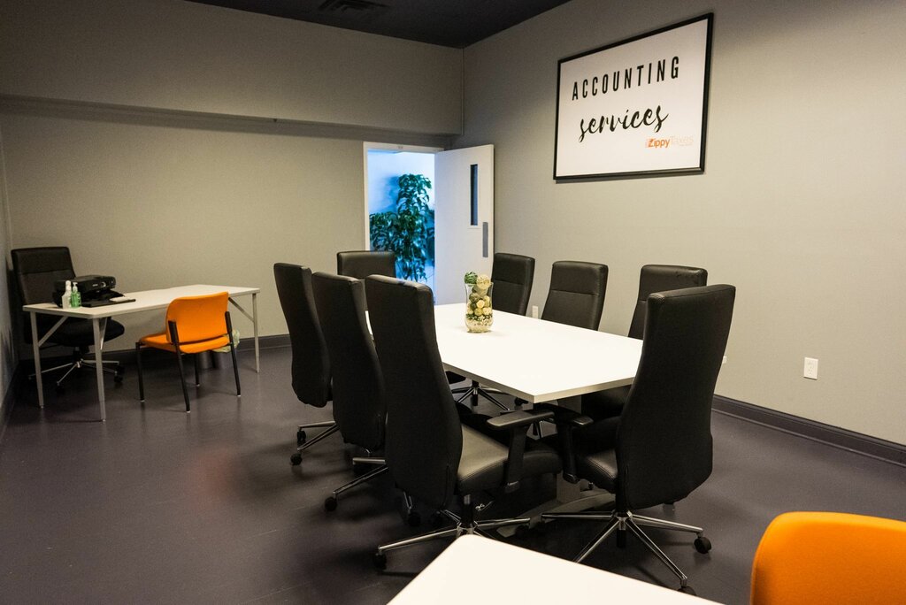 Muhasebeciler Zippy Taxes Inc, Cleveland, foto