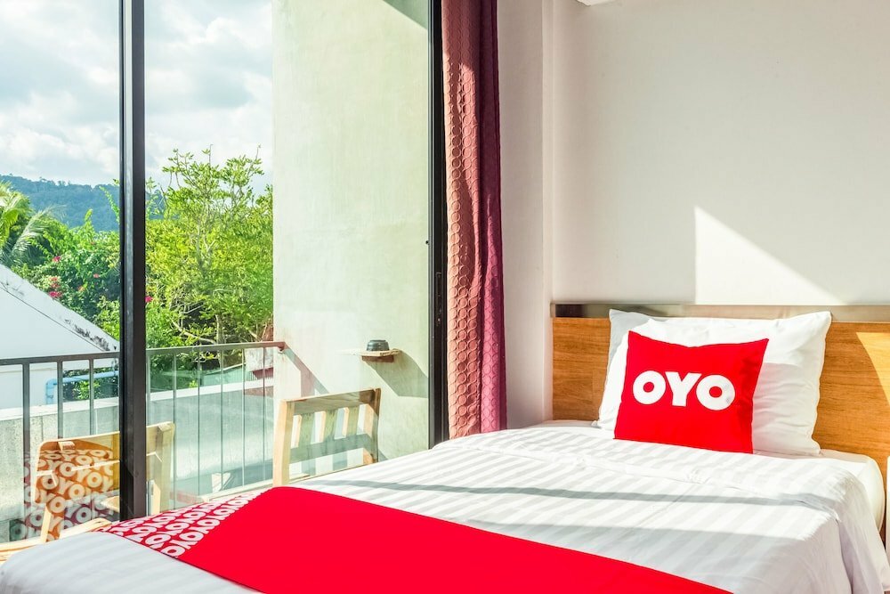 Otel Oyo 401 Pine House Hotel Rawai, Phuket Eyaleti, foto