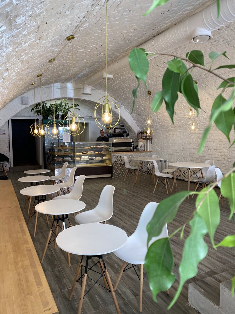 Kahve dükkanları Blackbird, Astrahan, foto