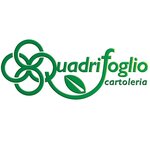Cartolibreria Il Quadrifoglio (Via Bossi No:52, Salò), yapay çam ağaçları ve süsleri