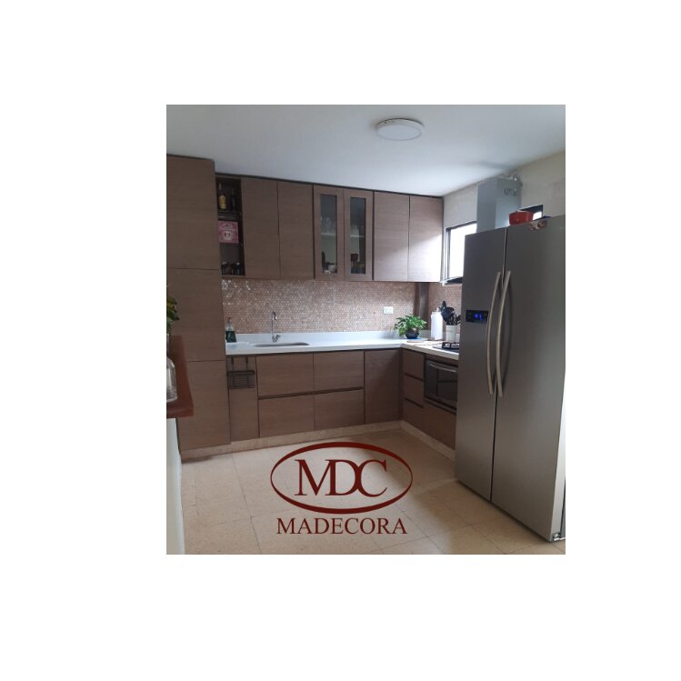 Kereste üretim ve satış şirketleri Industria De Maderas R. D. A., Medellin, foto