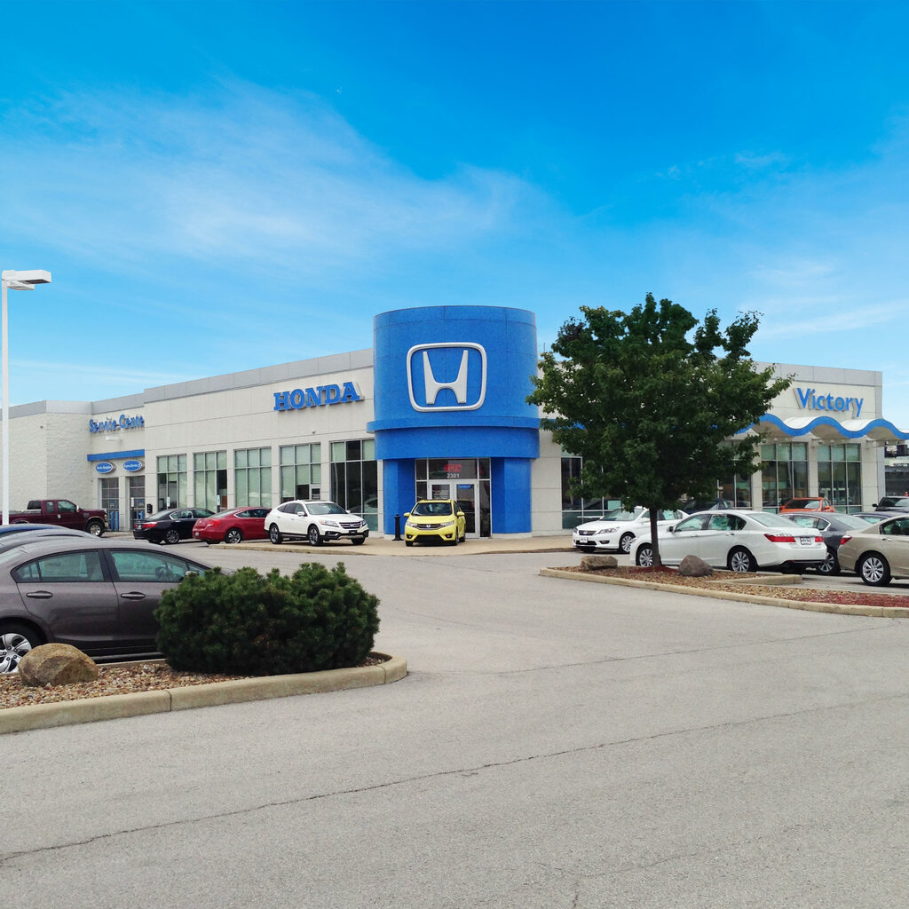 Otomobil satış galerileri Victory Honda of Sandusky, Ohio Eyaleti, foto