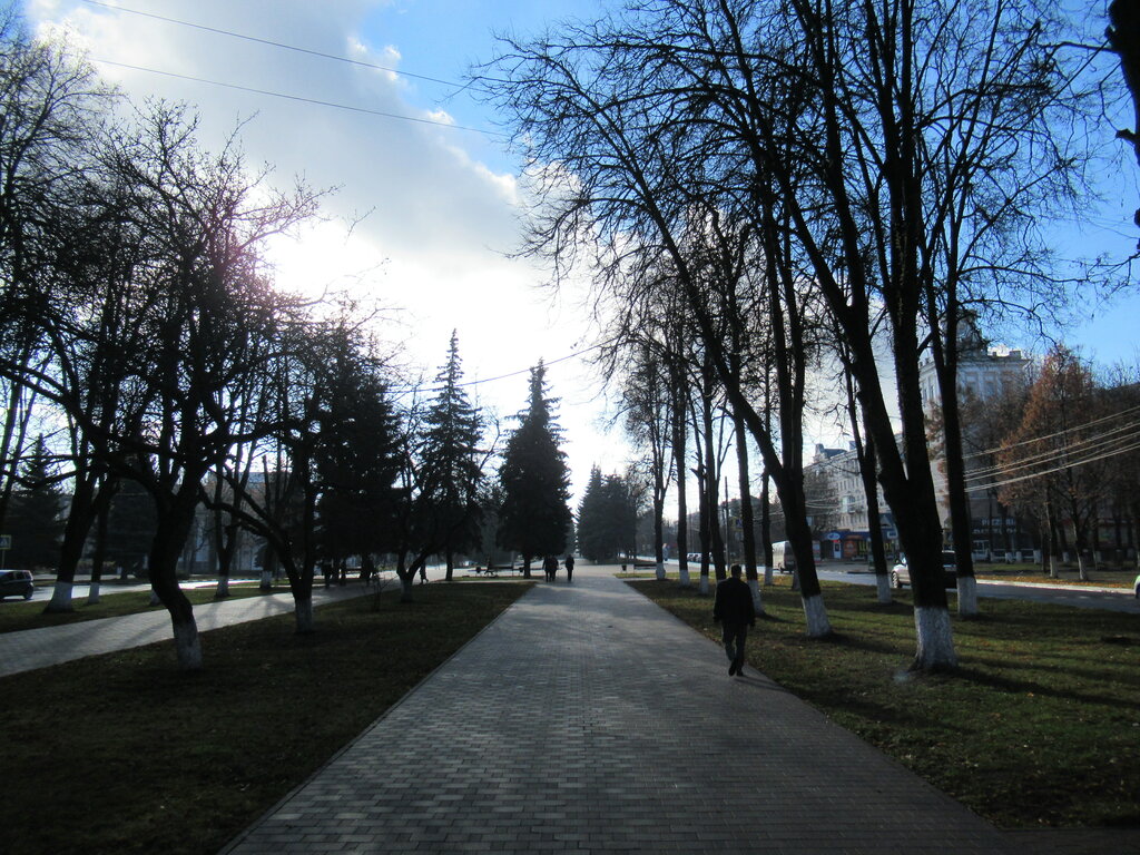 Anıt, heykel Вечная Слава, Novomoskovsk, foto