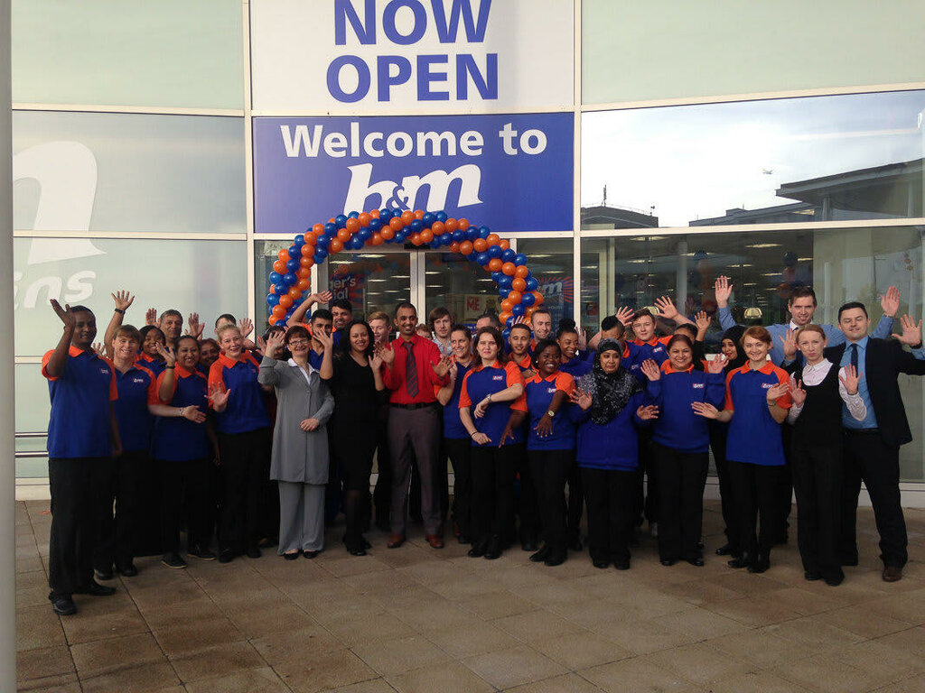 Şans oyunları B&m Store, Londra, foto
