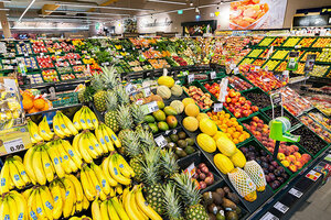 Edeka Wiesmeth in Amberg (Pfistermeisterstraße No:33, Kümmersbruck), kahve dükkanları  Amberg'den