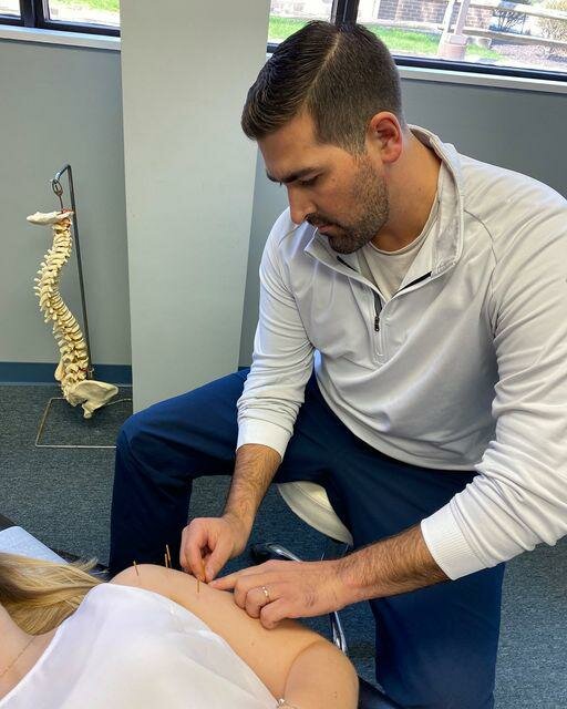 Tıp merkezleri ve klinikler Fairlawn Family Chiropractic, Ohio Eyaleti, foto