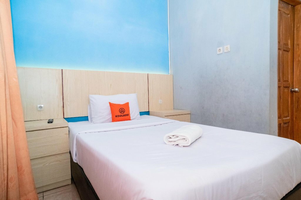 Otel KoolKost near Jalan Adi Sucipto Solo, , foto