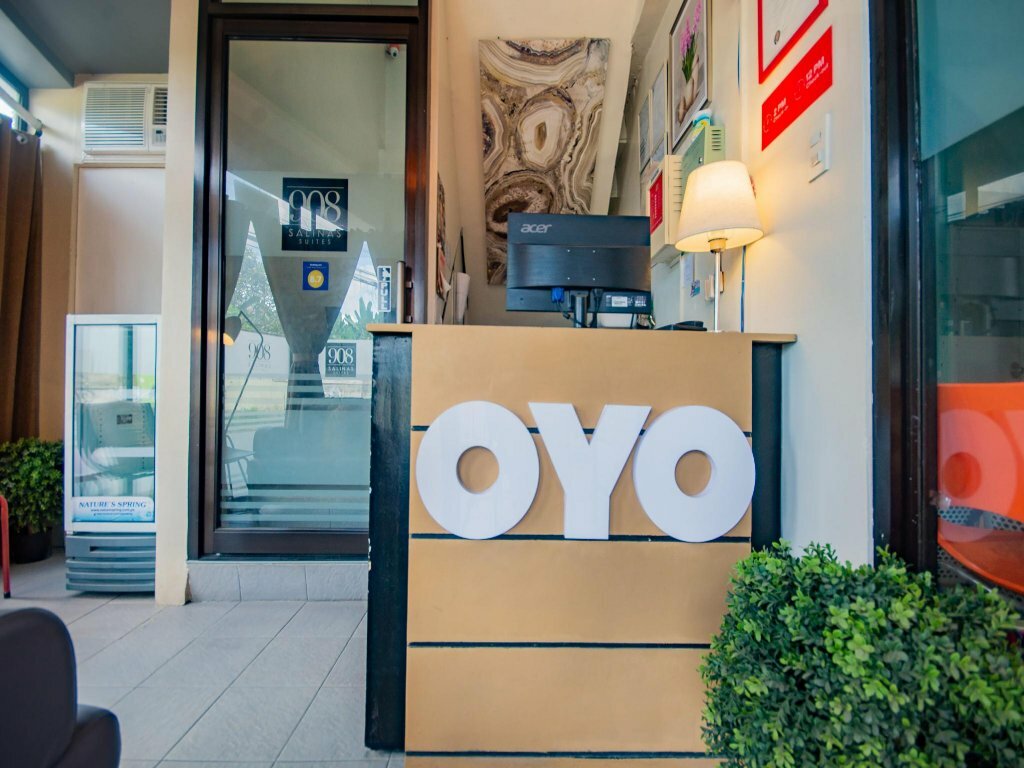Otel Oyo 707 908 Salinas Suites, Cebu, foto