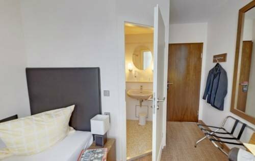 Otel Goldener Engel Hotel - Restaurant, Heppenheim, foto