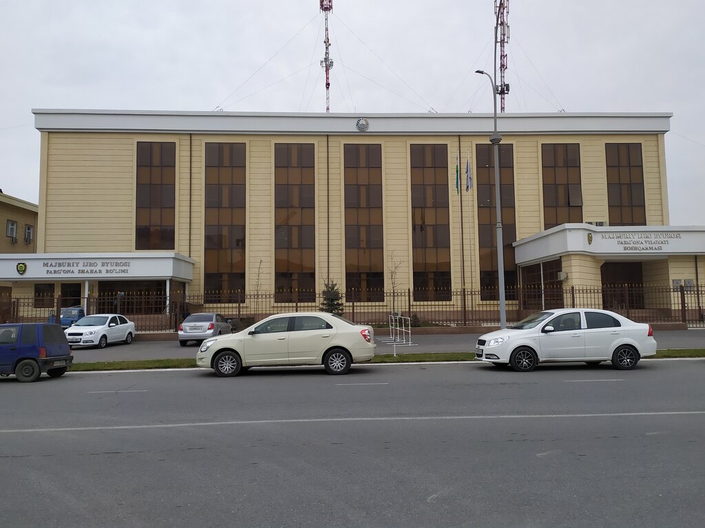 Adliye personeli Bureau of Compulsory Execution, Fergana City Department, Fergana, foto