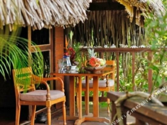 Otel Rohotu Fare, Dünya, foto