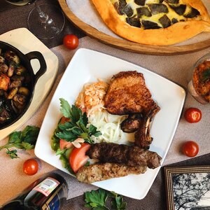 Stariy Yerevan (Kirov street No:80, Chelyabinsk), restoran  Çeliabinsk'ten