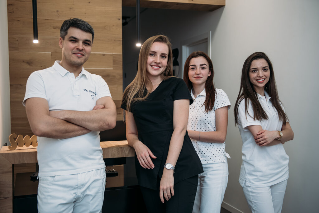 Özel ağız ve diş sağlığı klinikleri ve muayenehaneleri The Ice, Stavropol, foto