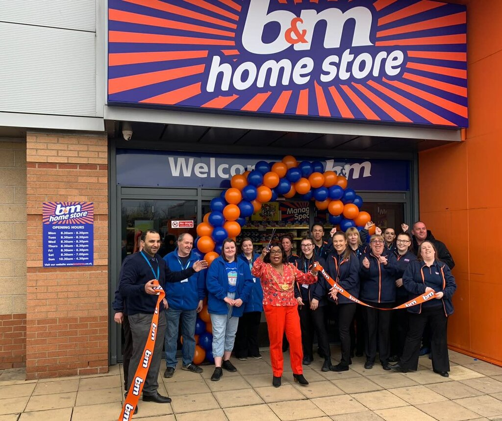 Şans oyunları B&m Home Store, Leeds, foto