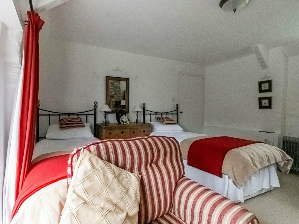 Otel Deluxe Holiday Home in Ceredigion with Garden, Galler, foto