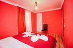 Bebo & Babu Guest House (Tskaro street No:19), otel  Kutaisi'den