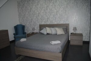 Vacanze Partenopee (Piazzetta Fabrizio Pignatelli No:1, Naples), otel  Napoli'den