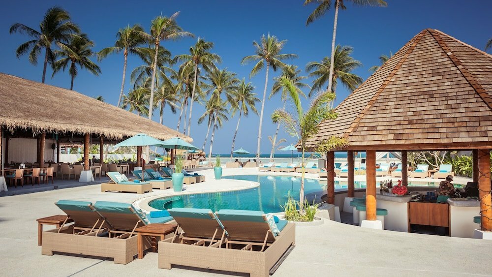 Otel Beachfront Resort Villa Baan Banburee 4br, Samui, foto