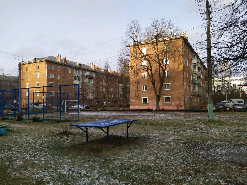Spor alanı Спортивная площадка, Tula, foto