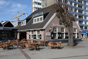Stads Hotel Boerland (Hoofdstraat No:57), otel  Emmen'den