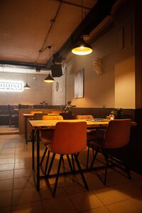 Art House (Vinokurova Street No:48, Novocheboksarsk), kafe  Novocheboksarsk'tan