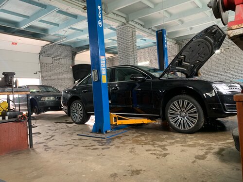 Oto yıkama Car. Wash_and_detailing, Çerven, foto