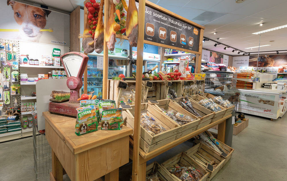 Petshop De Molen uw dier- EN tuinspecialist, Gelderland, foto