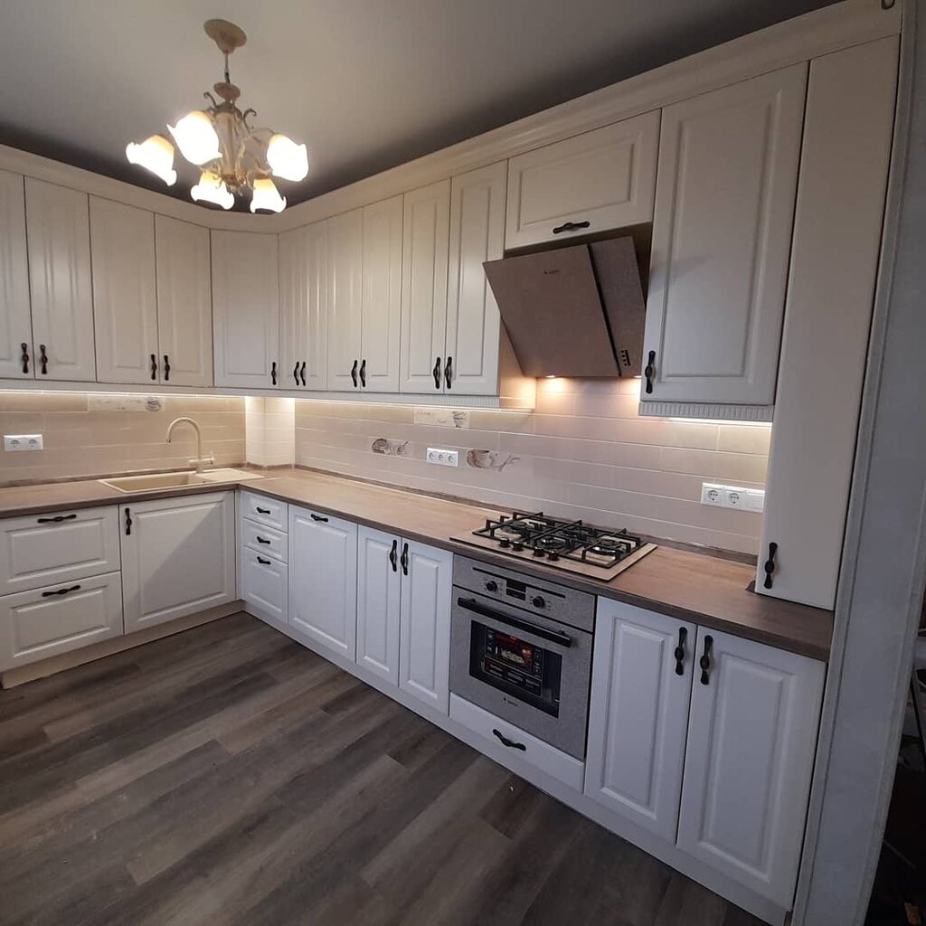 Mutfak mobilyaları Shef Kuhnia, Stavropol, foto