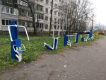 Спортивная площадка (Saint Petersburg, Nevskiy District, munitsipalny okrug Okkervil), spor alanı  Saint‑Petersburg'dan