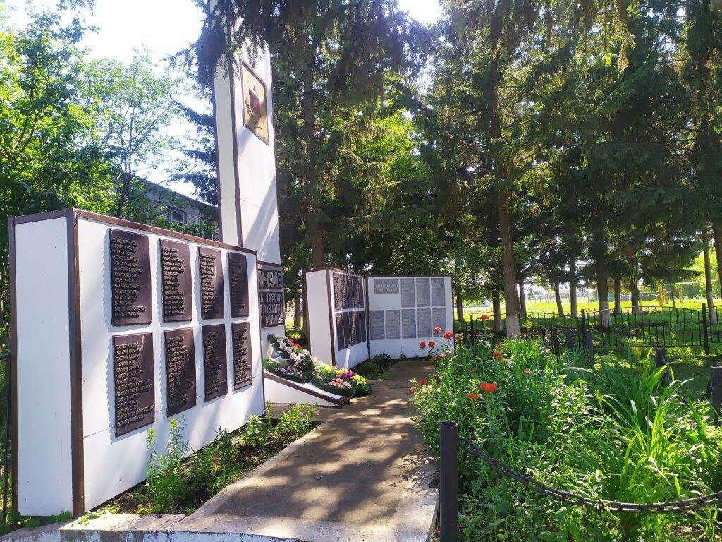 Anıt, heykel Односельчанам, погибшим в годы Великой Отечественной войны, Tataristan, foto