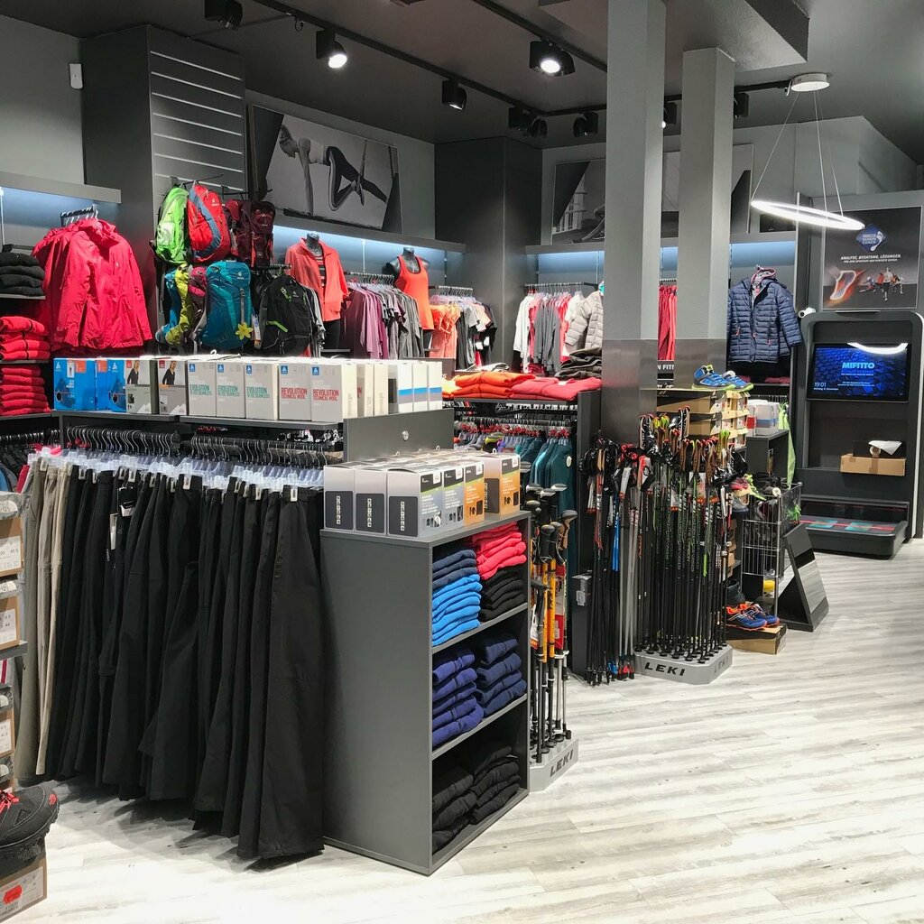 Fitness ve spor ekipmanı firmaları Intersport Egenberger, Ratingen, foto