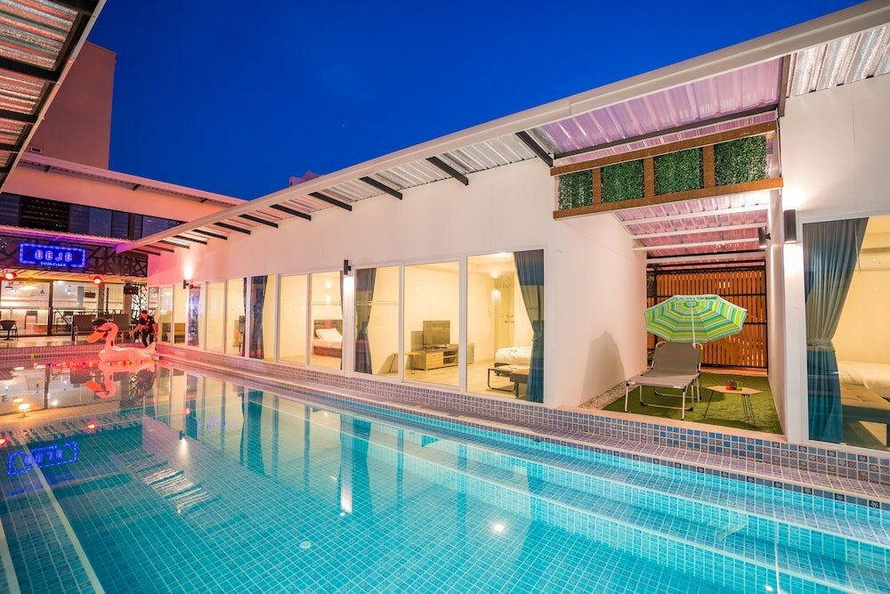 Otel Dojo Pool Villa, Pattaya, foto