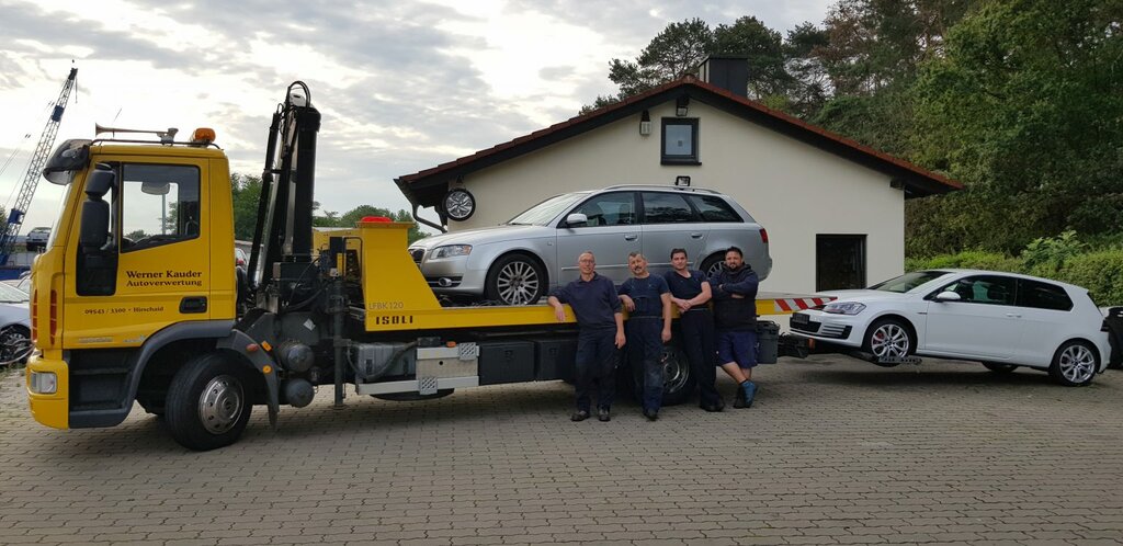Bina yıkım hizmetleri Autoverwertung Christian Kauder, Bavyera, foto