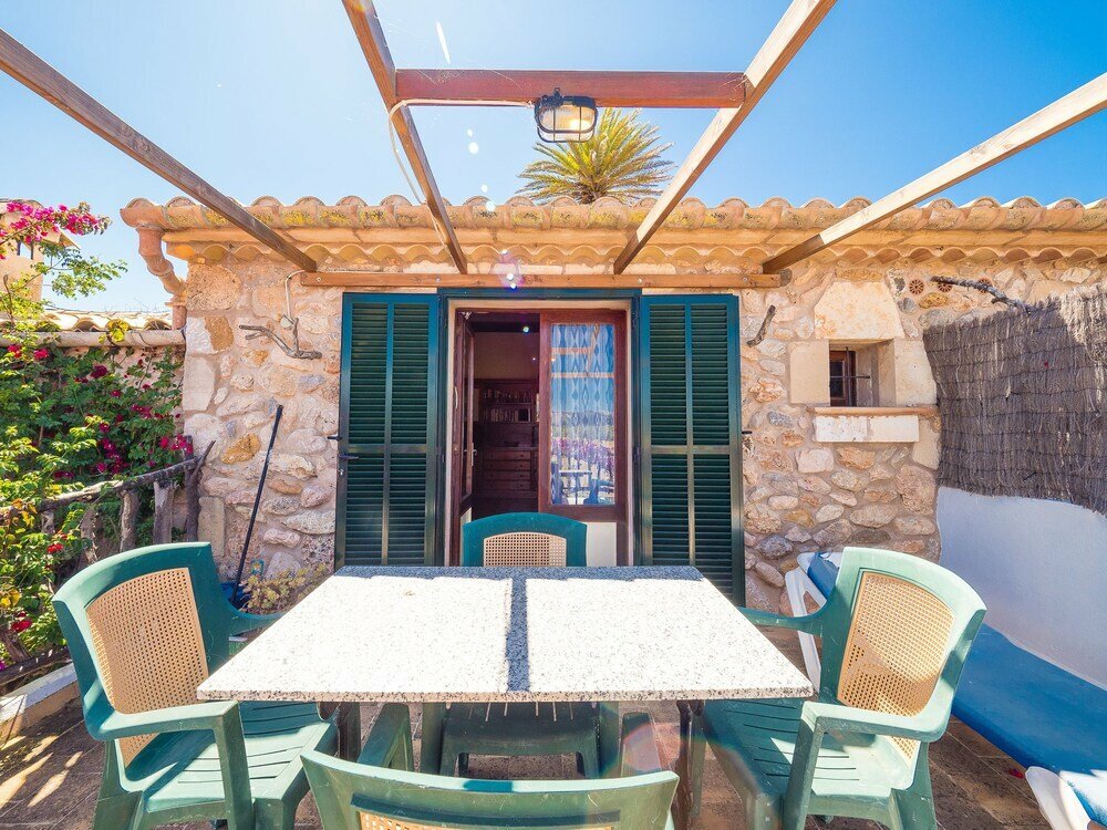 Otel Can Cap de Bou by Alquilair, Balear Adaları, foto