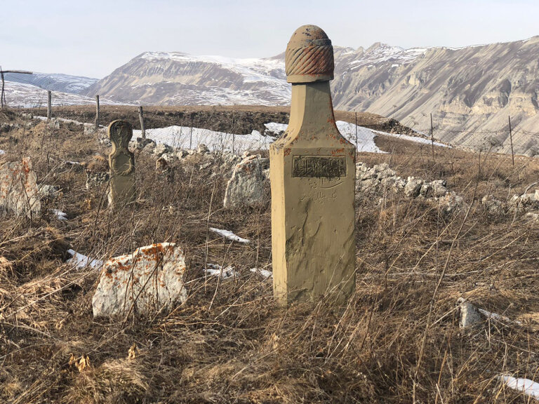 Mezarlıklar Старое Сивухское кладбище, Dağıstan, foto