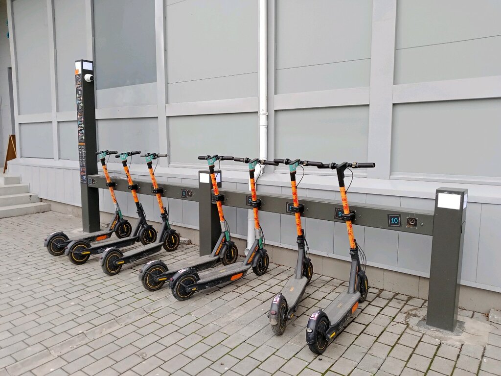 Scooter kiralama E-motion, Sevastopol, foto