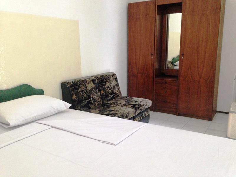 Otel Henny Executive Homestay, Surabaya, foto