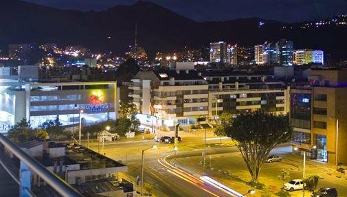 Otel 122 Plaza Apartahotel, Bogota, foto