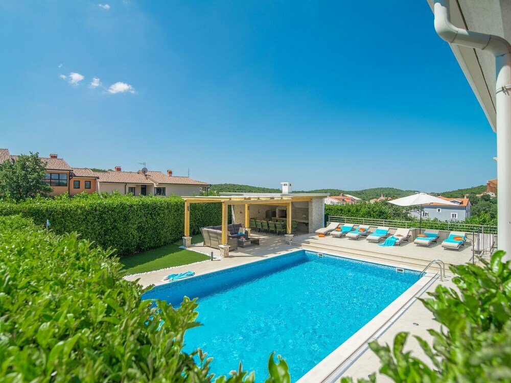 Otel Modern Villa in Rovinj With Private Swimming Pool, Dünya, foto