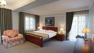 Usadba (ulitsa Bakunina No:2В, Smolensk), otel  Smolensk'ten