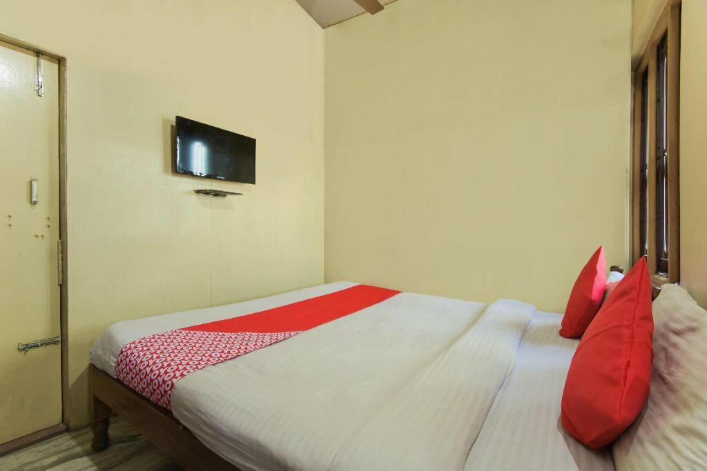 Otel Oyo Flagship 75298 Moonlight Guest House 3, Orissa, foto
