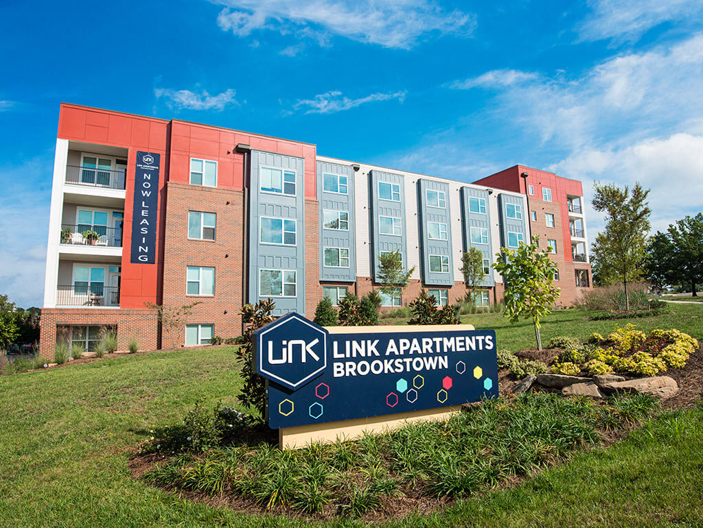 Emlak ofisi Link Apartments Brookstown, Winston Salem, foto