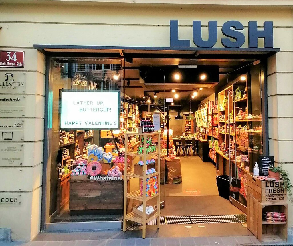 Kozmetik ve parfümeri mağazaları Lush Cosmetics, Innsbruck, foto