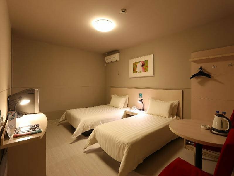 Otel Jinjiang Inn Yingchuan Drum Tower, Inquan, foto