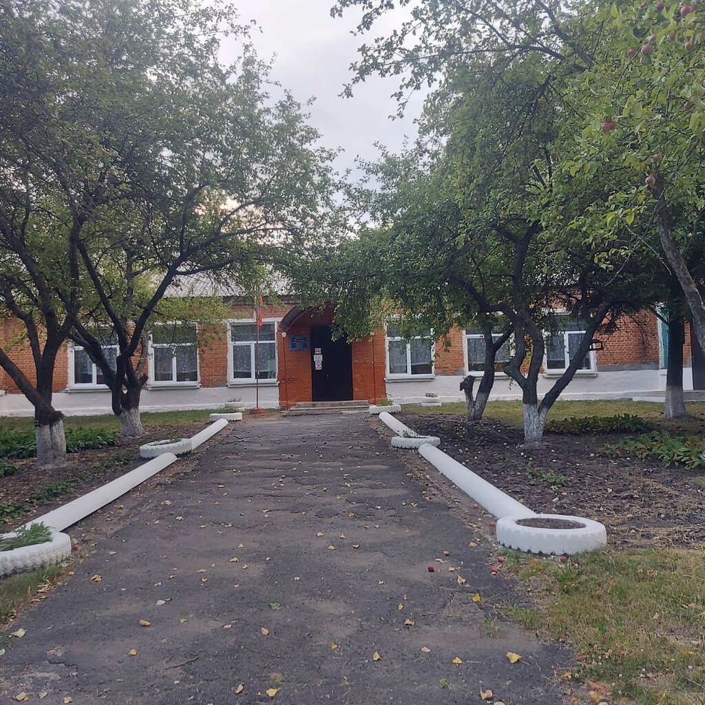 Anıt levhası, anıt taş Герою Советского Союза Н.И. Винникову, Kurskaya oblastı, foto