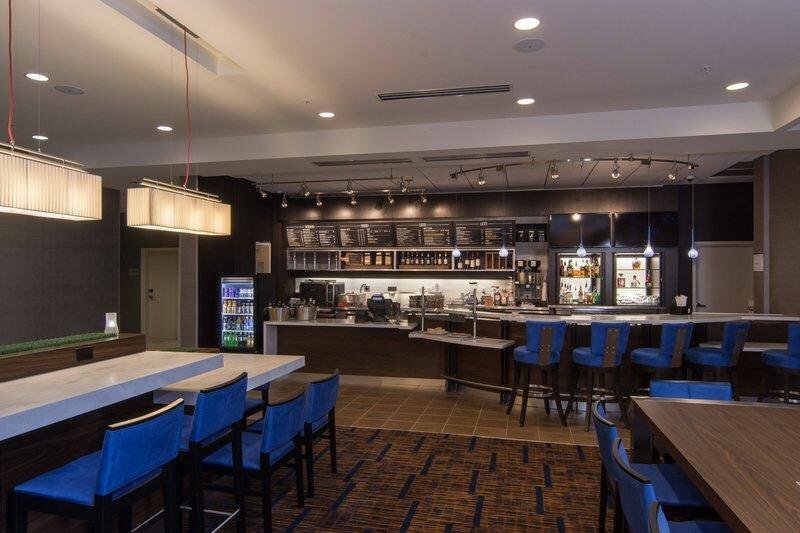 Otel Courtyard Raleigh-Durham Airport/Brier Creek, Roli, foto