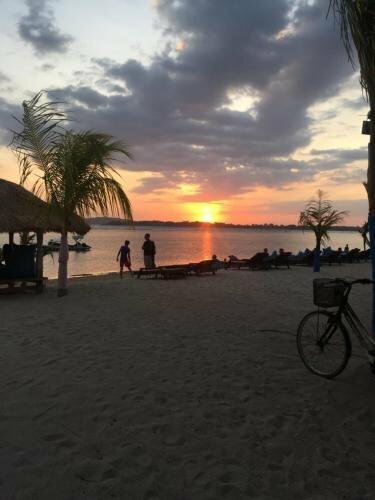 Otel Lucy's Garden Hotel, , foto