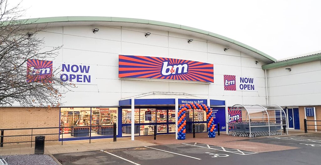 i̇ndirim ve fırsat sistemleri B&m Store, İngiltere, foto