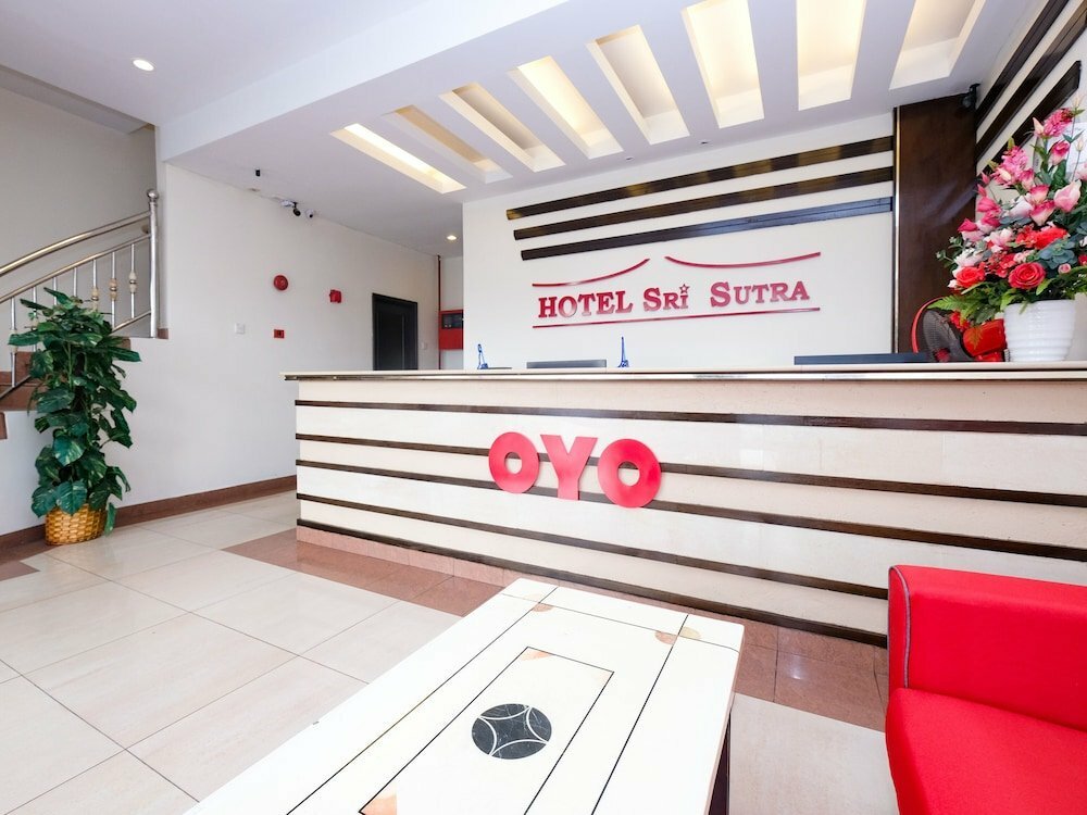 Otel Oyo 89968 Sri Sutra Hotel, , foto