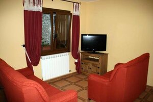 Hostal Rural Casa Parda (Comunidad Autónoma de Aragón, Huesca, Sallent de Gallego), otel  Aragon'dan